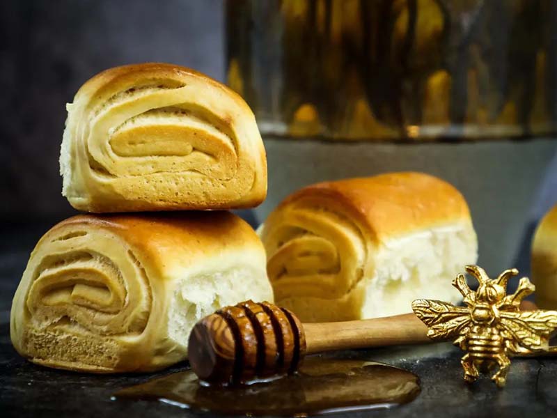 Home All Products Allergens Wheat Janey Lou's Beehive Roll Dough 96/2.5 ...